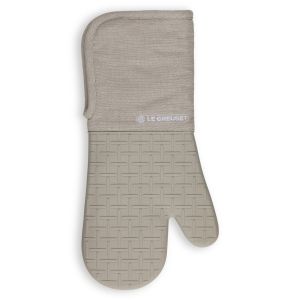 Oven Mitts, Pot Holders & More | Kitchen Accessories | Everything Kitchens