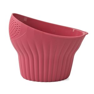 Measure, Rinse, & Strain Colander (Red) | Talisman Designs | Everything Kitchens