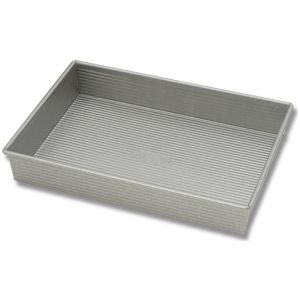 Cake Pans, Bundt Pans, Molds & More | Bakeware | Everything Kitchens