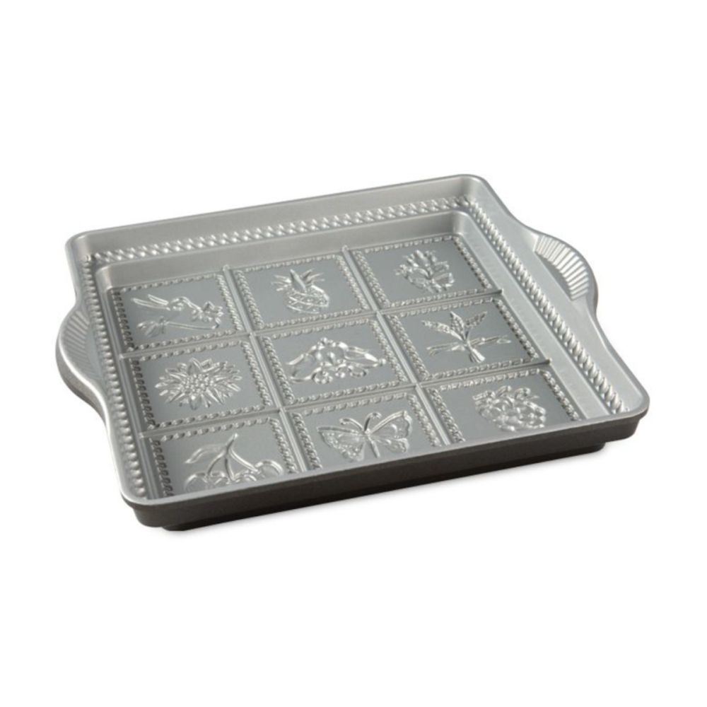 Decorative Shortbread Pan | Nordic Ware | Everything Kitchens