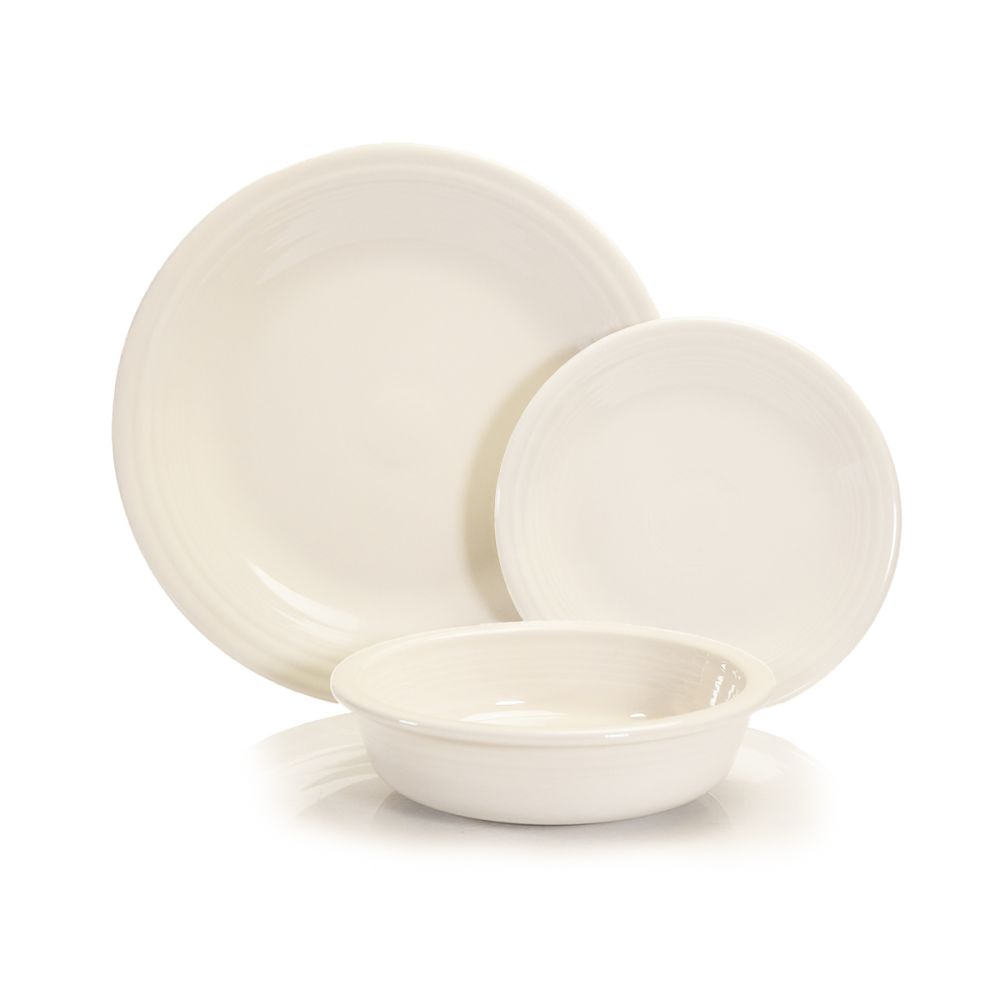 3-Piece Classic Rim Place Setting (Linen) | Fiesta® | Everything Kitchens