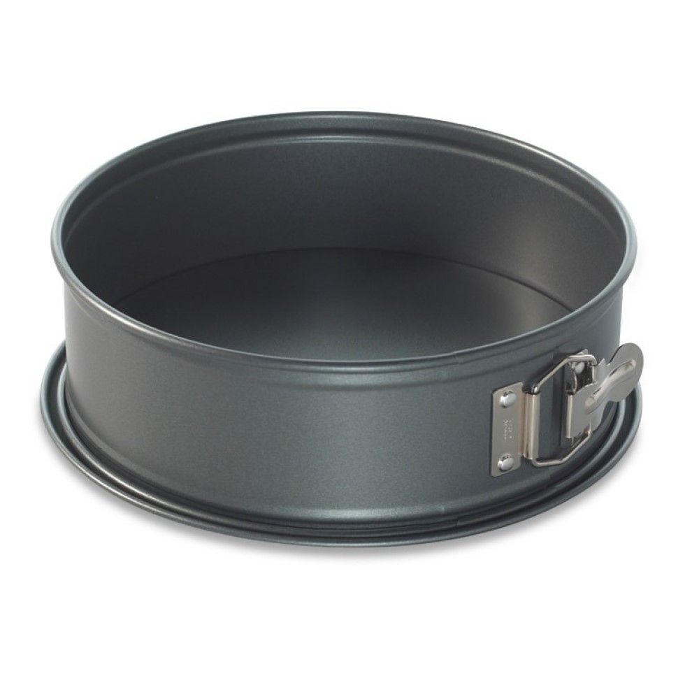 Leak-Proof Springform 9” Pan | Nordic Ware | Everything Kitchens