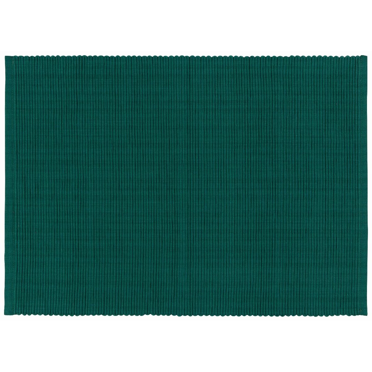 spruce table mat