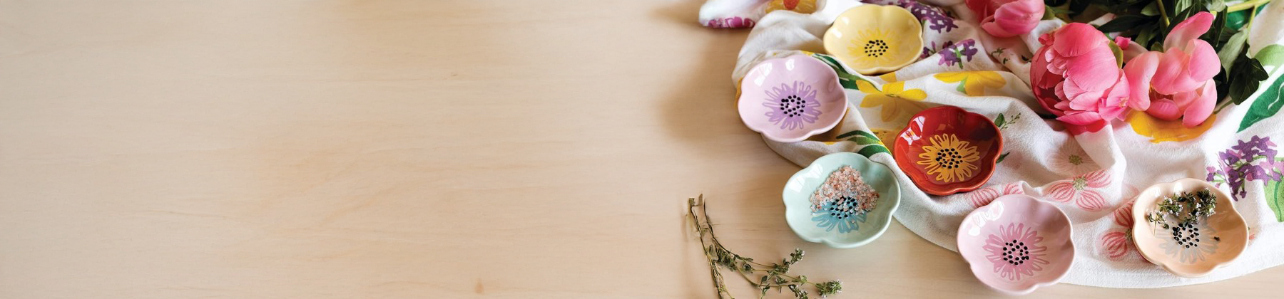 Floral Kitchenware | Serveware, Dinnerware, Textiles, & More ...