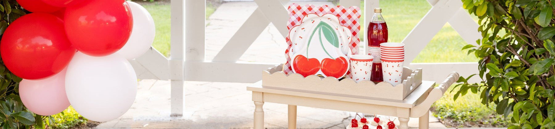 Party Supplies | Paper Serveware & Decorations | Everything Kitchens